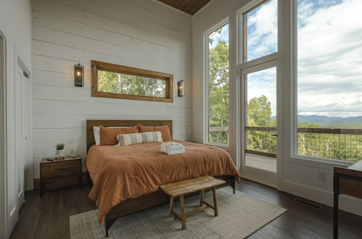 Firefly Mountain in Blue Ridge, Georgia, United States