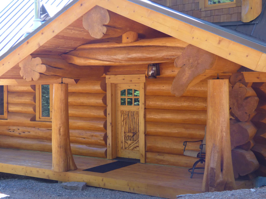 Western Red Cedar Log Cabin Treehouse in Silver Bay, Minnesota, United ...