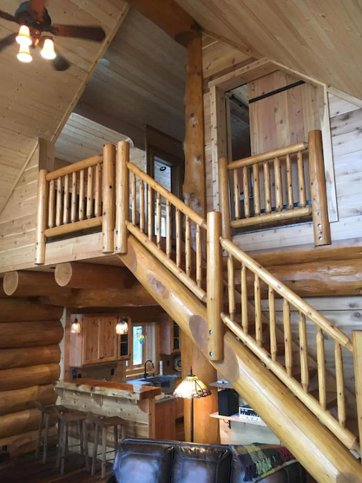 Western Red Cedar Log Cabin Treehouse in Silver Bay, Minnesota, United ...
