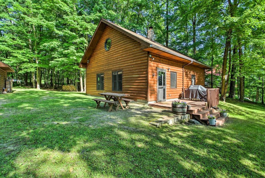 Trout Lake Cabin with Private Dock, Kayaks and Loft! in Grand Rapids ...