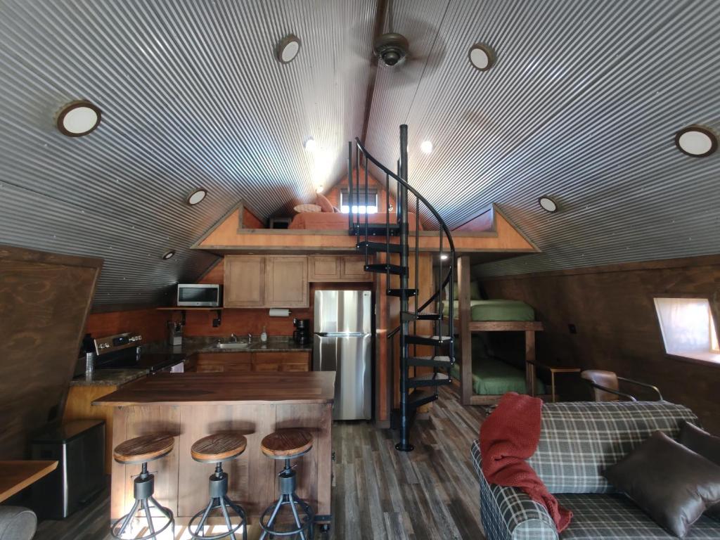 Pioneer Living Campground & Cabins in Hepler, Kansas, United States