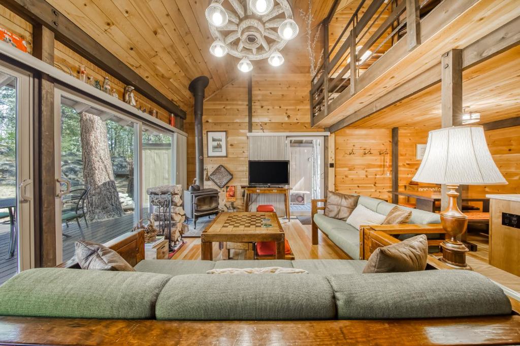 6 Cluster Cabin in Sunriver, Oregon, United States
